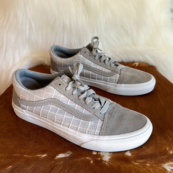 Vans | Shoes | Vans Gray Grid Old Skool Low Top Lace Sneakers | Poshmark